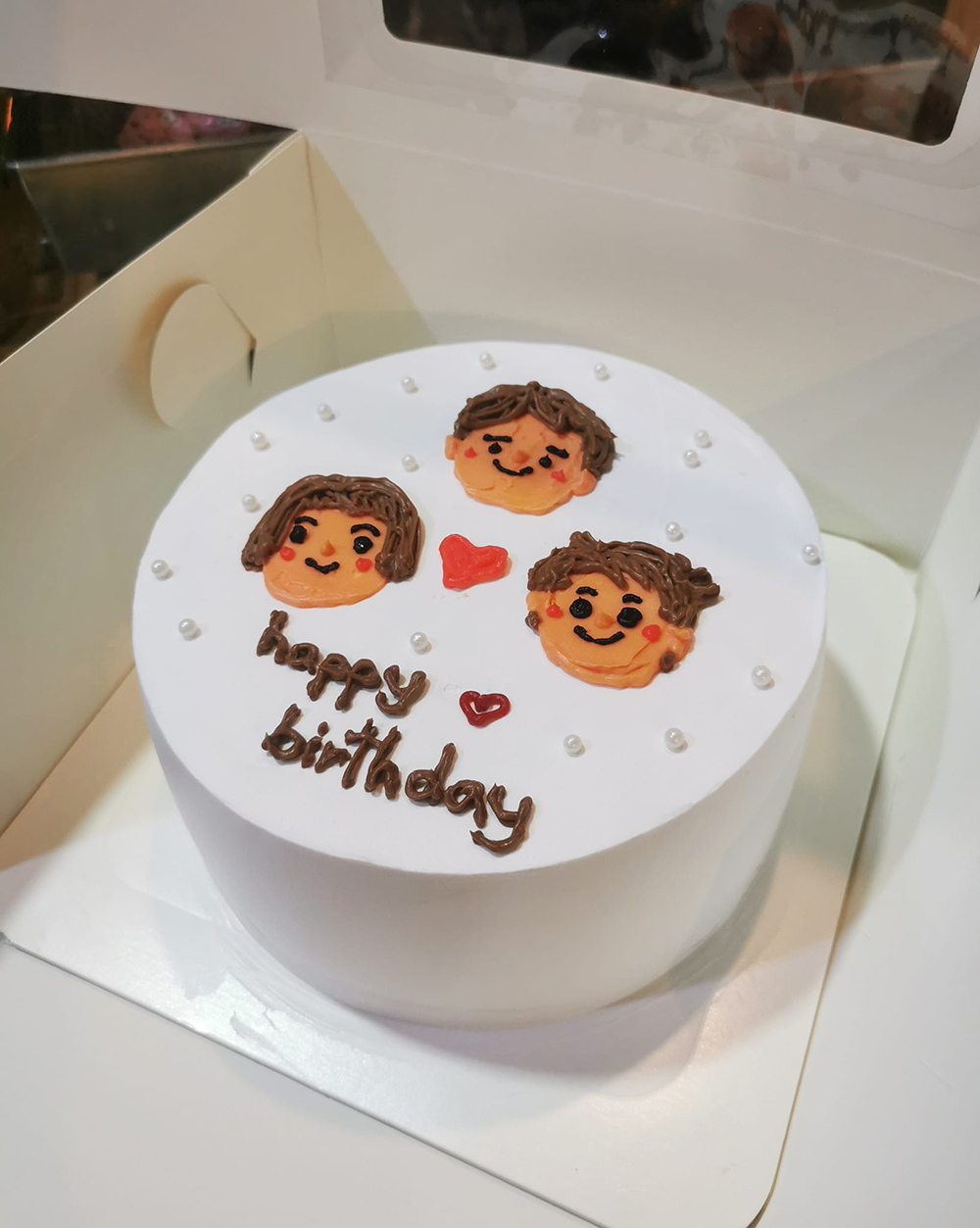 เค้กด่วนแค่ไหน ร้านนี้ทำได้! อัช-ฒณิชา เจ้าของร้าน CHUCHU WAFFLE & CAKE